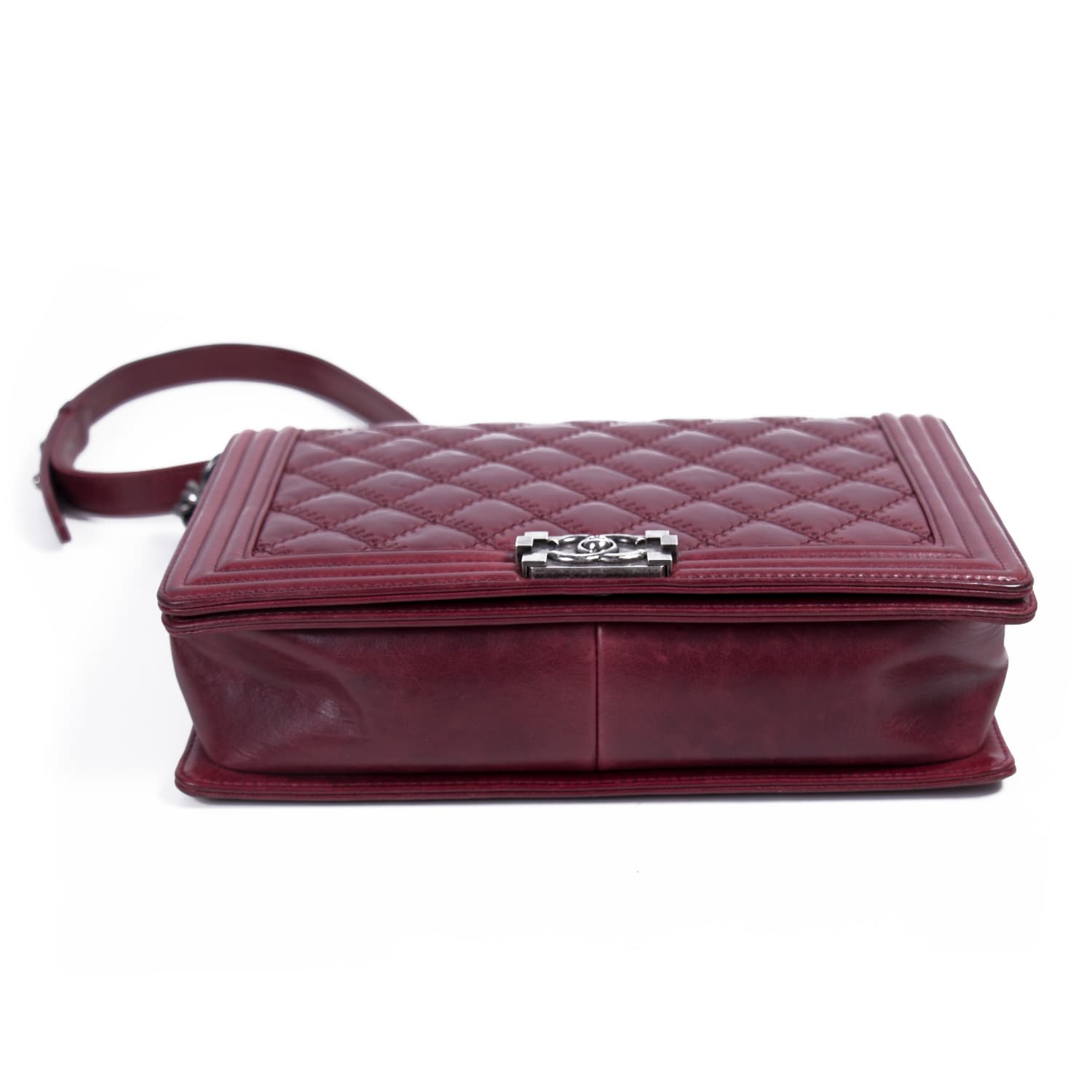 Shop authentic Chanel Large Boy Bag at revogue for just USD 2,700.00