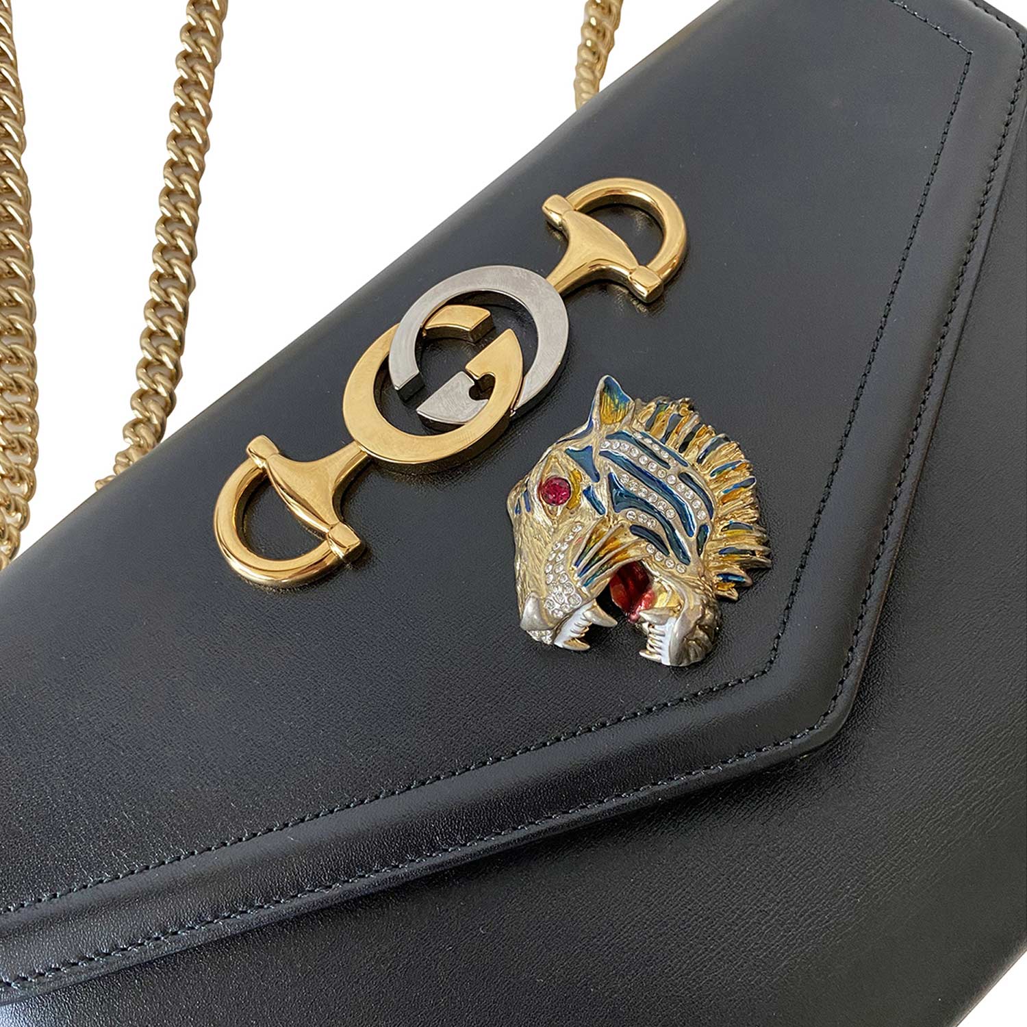 Shop authentic Gucci Rajah Tiger Head Medium Shoulder Bag at revogue ...